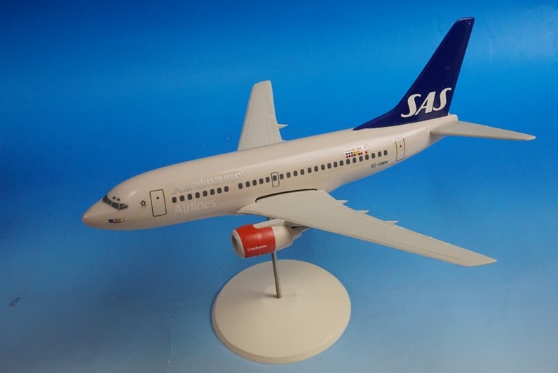 1:100 B737-600 SAS Scandinavia SE-DNM FRATELLI CESANA airplane model ...
